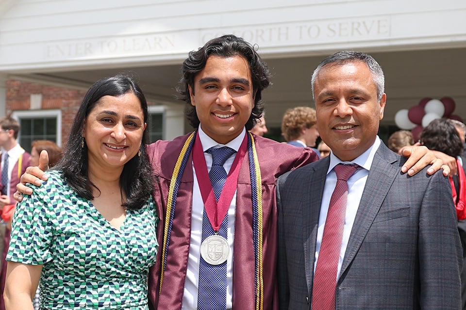 Go Above & Beyond at St. Luke's School